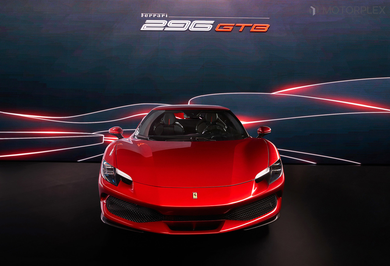 페라리 ‘296 GTB’ 국내 출시, 최초 V6 PHEV 스포츠카
