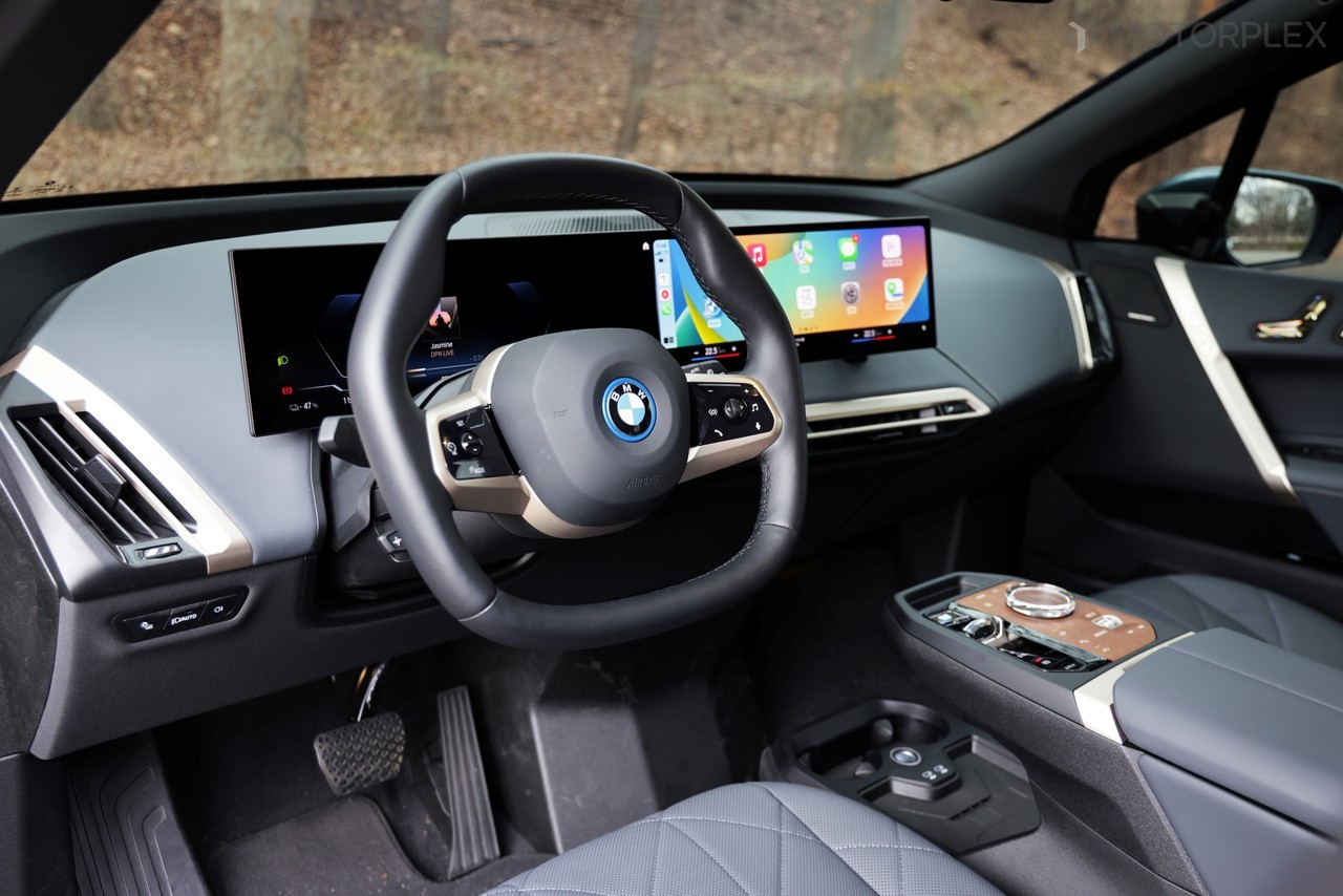 [모플시승] BMW iX xDrive 50, '미래를 담은 그릇’