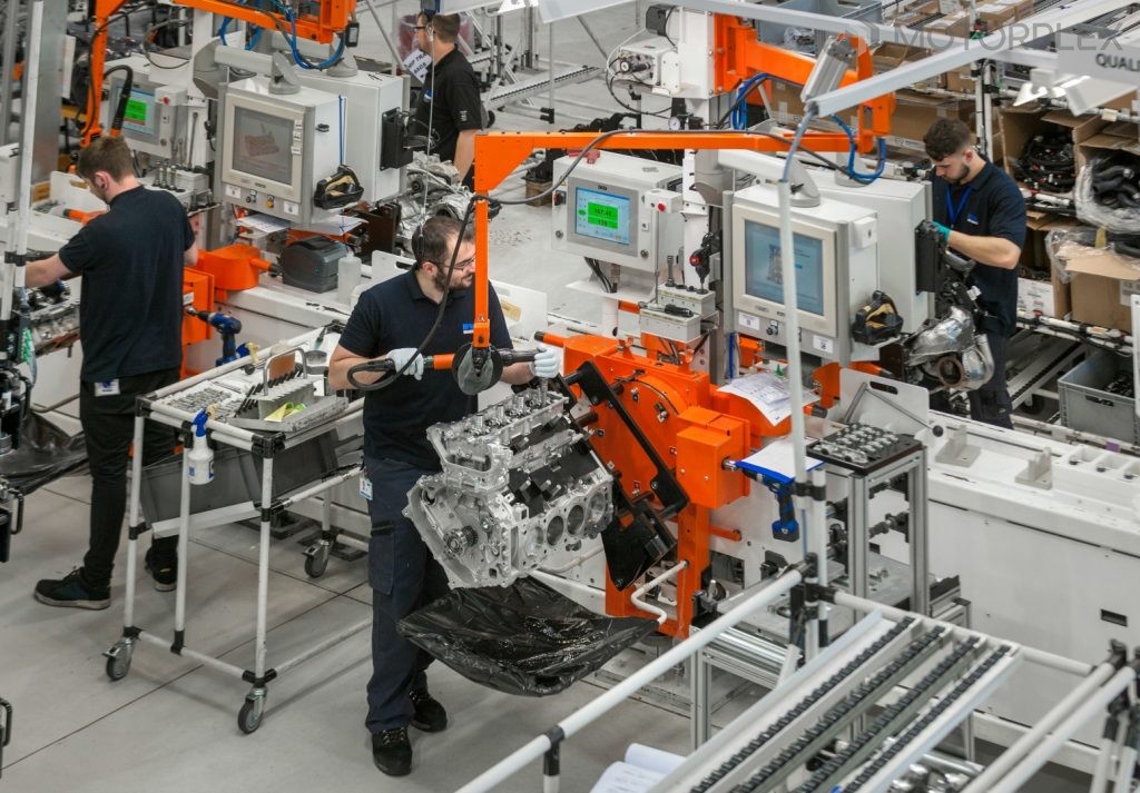 맥라렌-리카르도, V8 엔진 장기 파트너십 체결