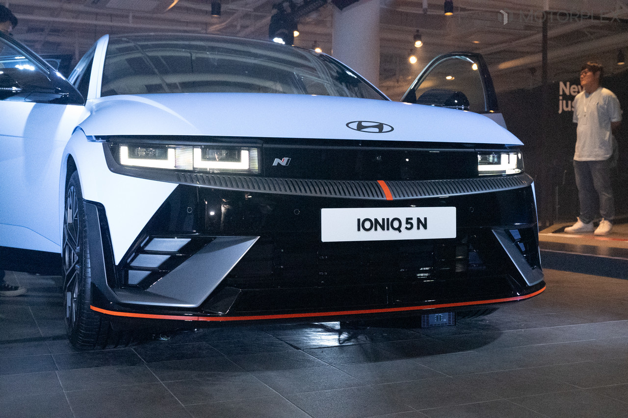  5 N 
