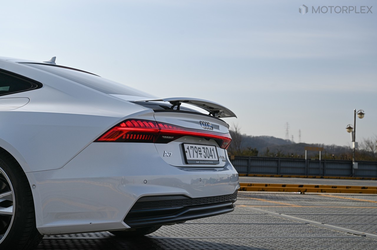[모플시승] 아우디 A7 55 TFSI e, ‘멋과 연비 갖춘 정통 세단'