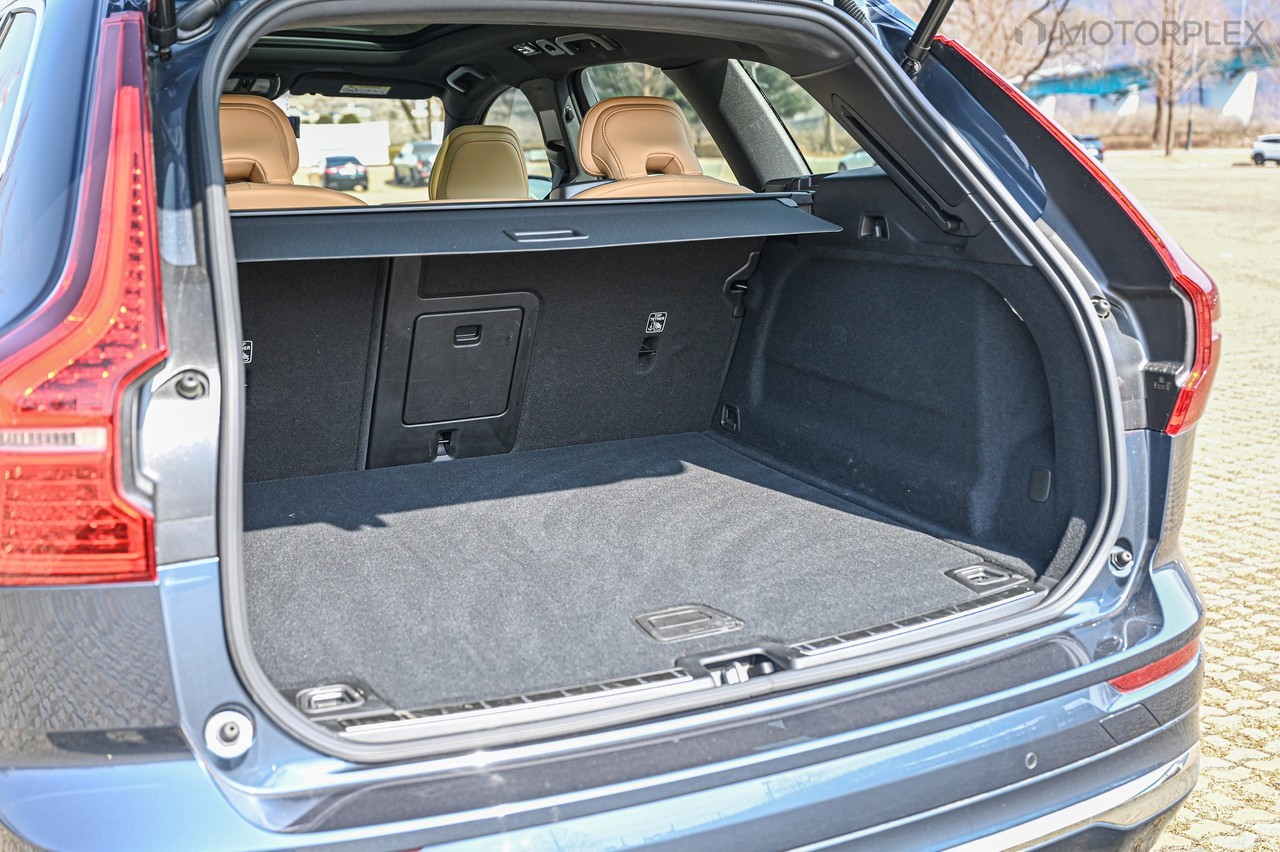 [모플시승] 볼보 XC60 B6, 중형 SUV의 참맛