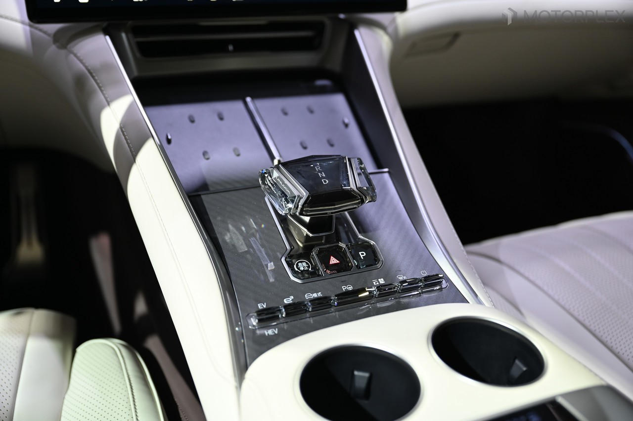 [25서울모빌리티쇼] 덴자 Z9 GT 전시, '강렬한 전기 슈팅브레이크'